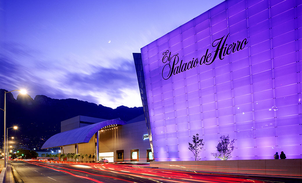 Paseo San Pedro (Palacio de Hierro) - Nuevo León